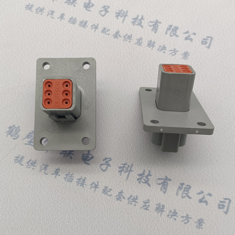 DT04-6P-L012 含锁卡 灰色6孔公端护套 - 鹤壁常联电子科技有限公司