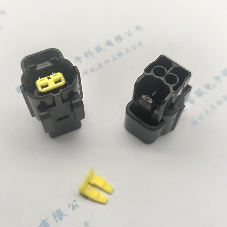 174352-2含黄卡DJ7021-1.8-21 二线水温传感器插座 - 鹤壁常联电子科技有限公司